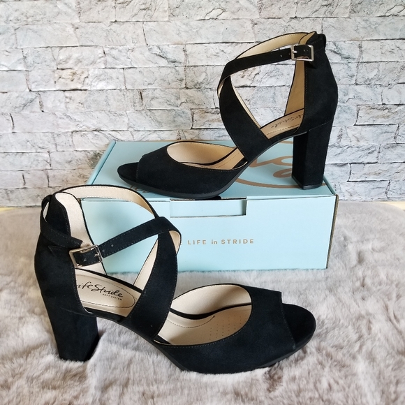 Life Stride | Shoes | Life Stride Allison Heels | Poshmark